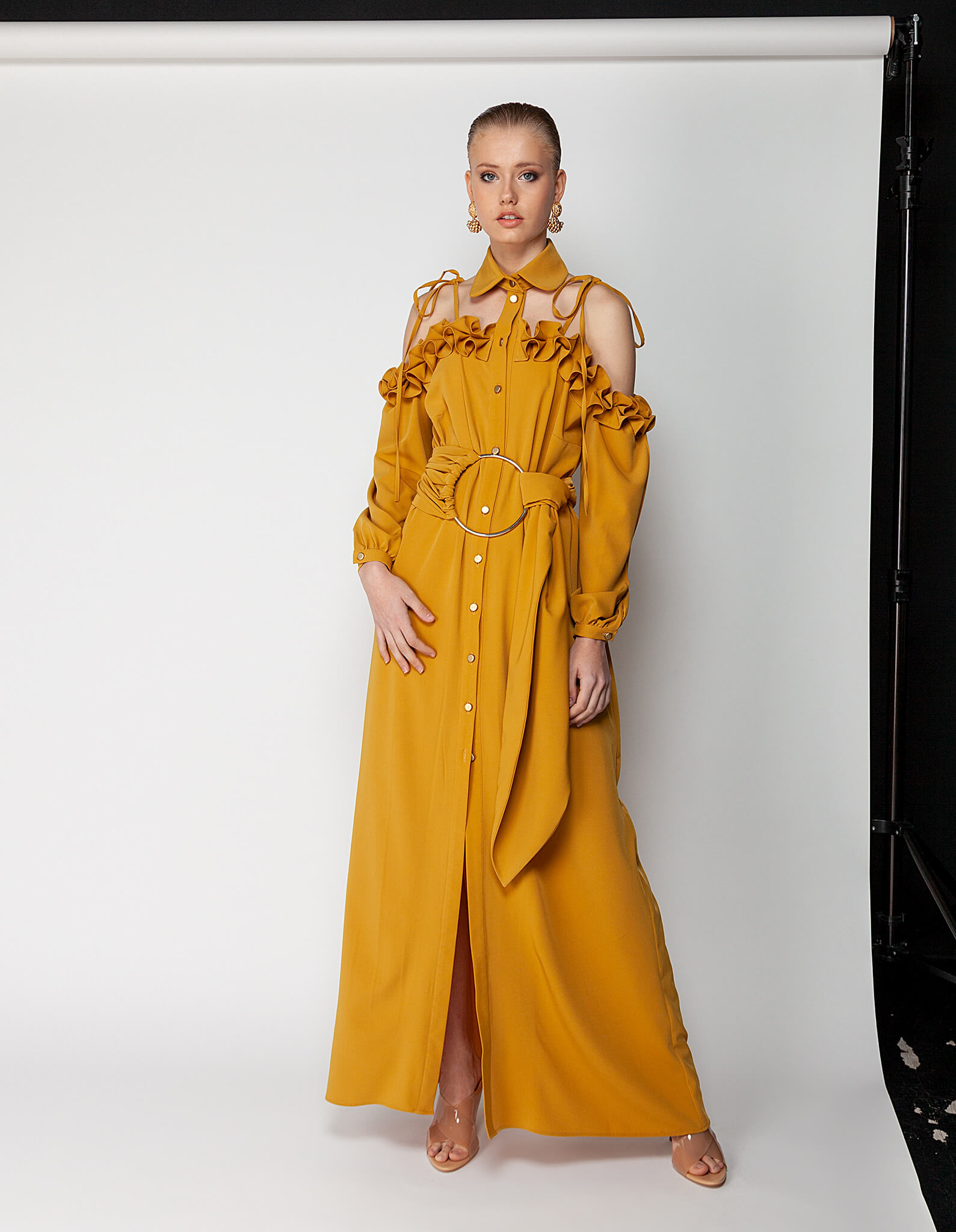 Rochie mustar cu umeri goi SIRENE